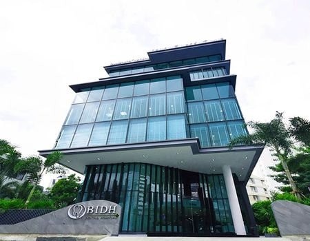 Health Tours Thailand & Bangkok International Dental Hospital